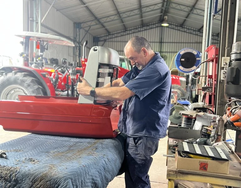 Tractors, mowers, chainsaws repairs and service in Lockyer Valley